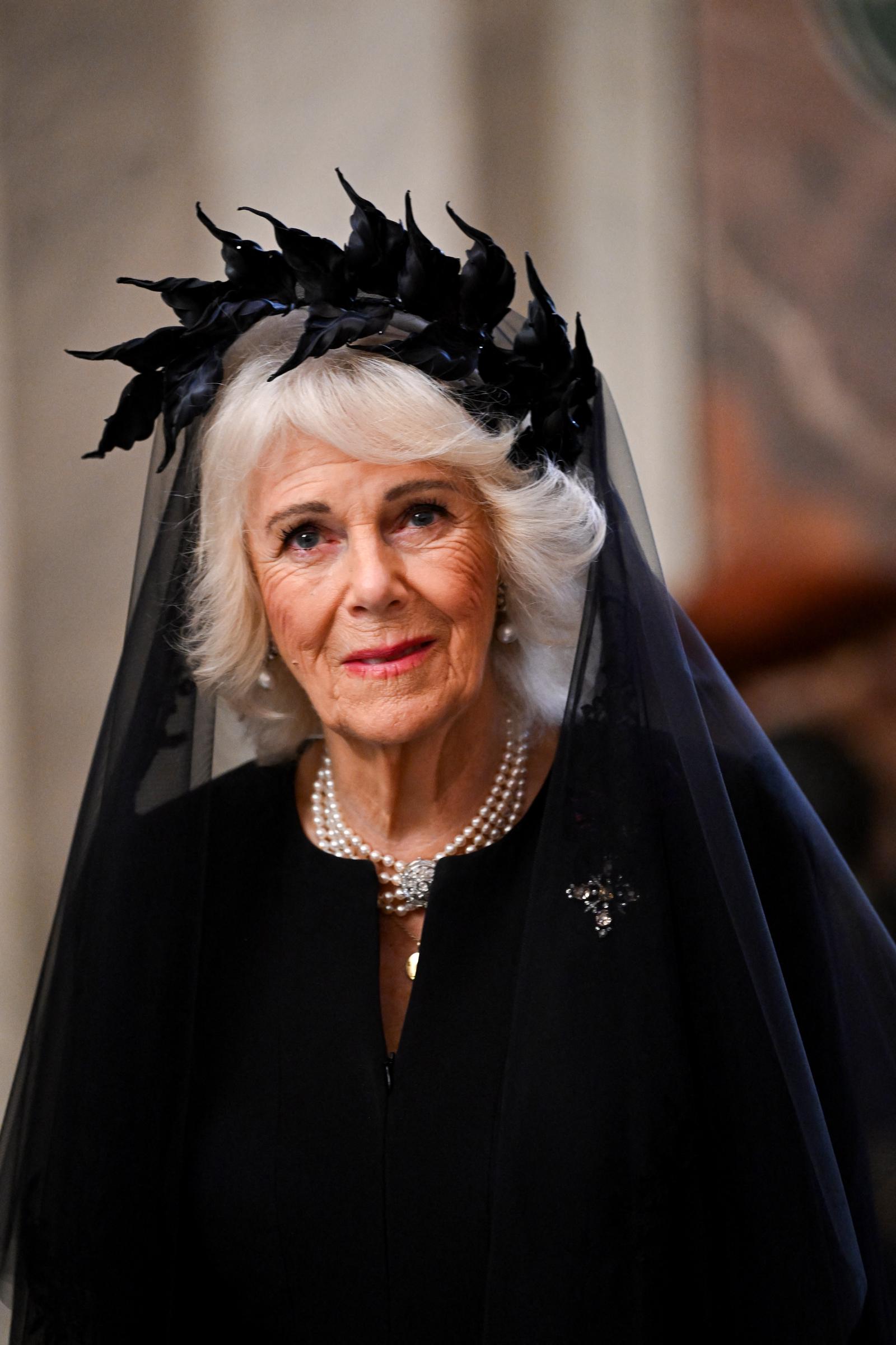 Queen Camilla Channels Queen Elizabeth in Elegant Look With Black Veil ...